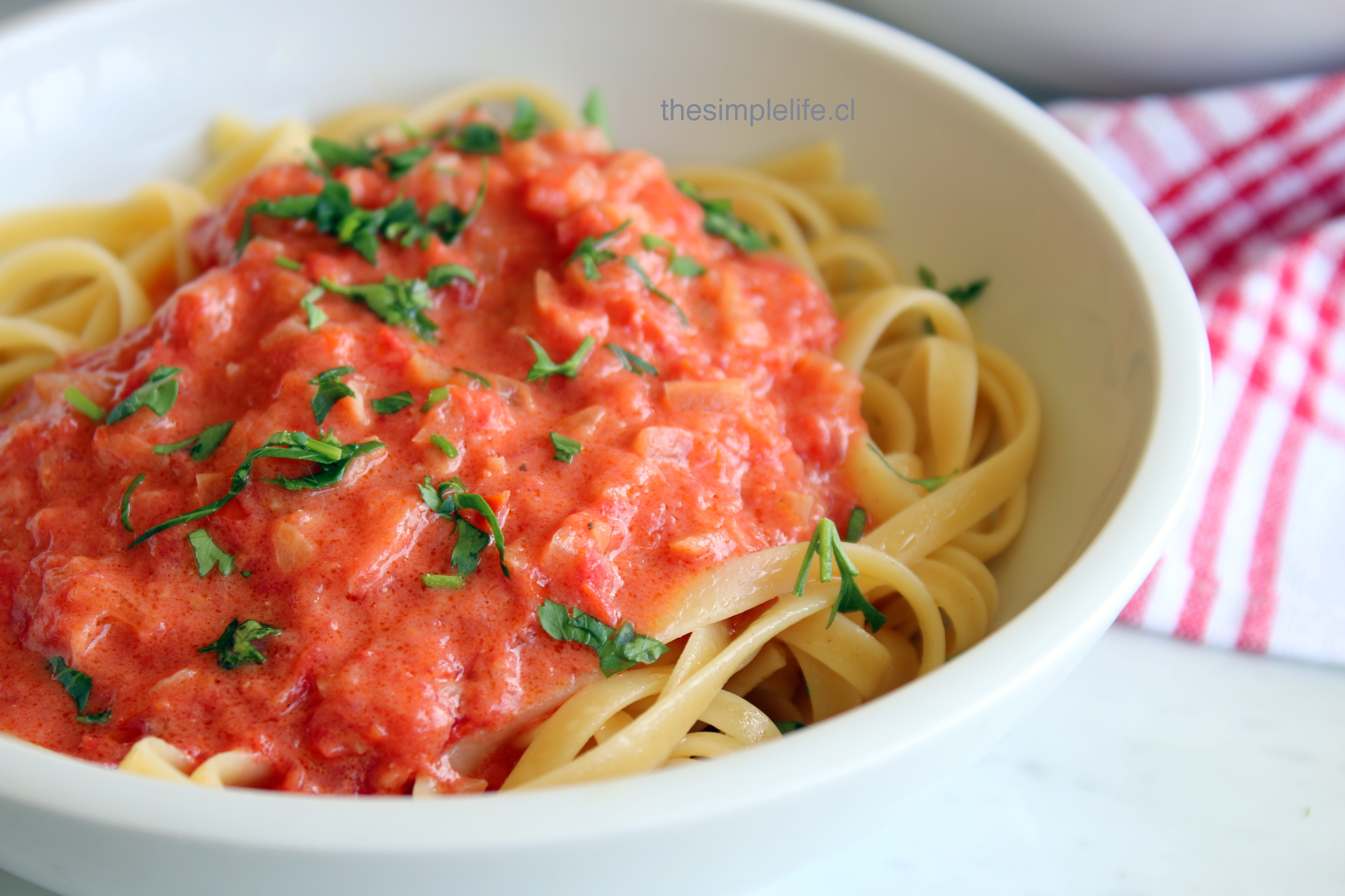 Spaghetti con Salsa de Vodka. | The Simple Life®